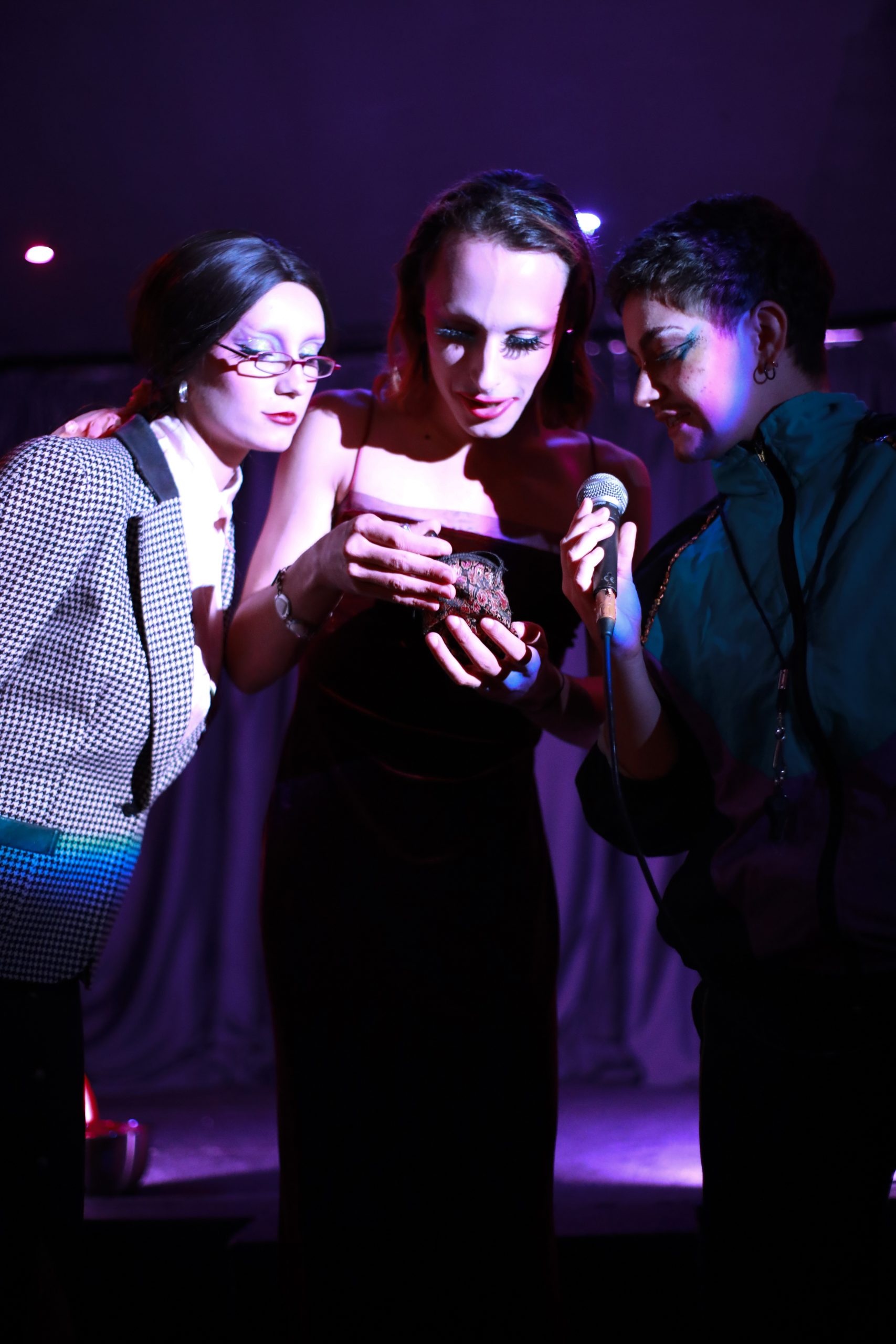 37° degrés | Le HIC, premier collectif drag queen, drag king et drag ...